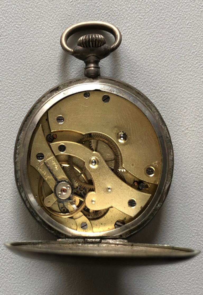 Reloj de la marca STUDIO WATCH Co, dotado de patente número 32.054 ...